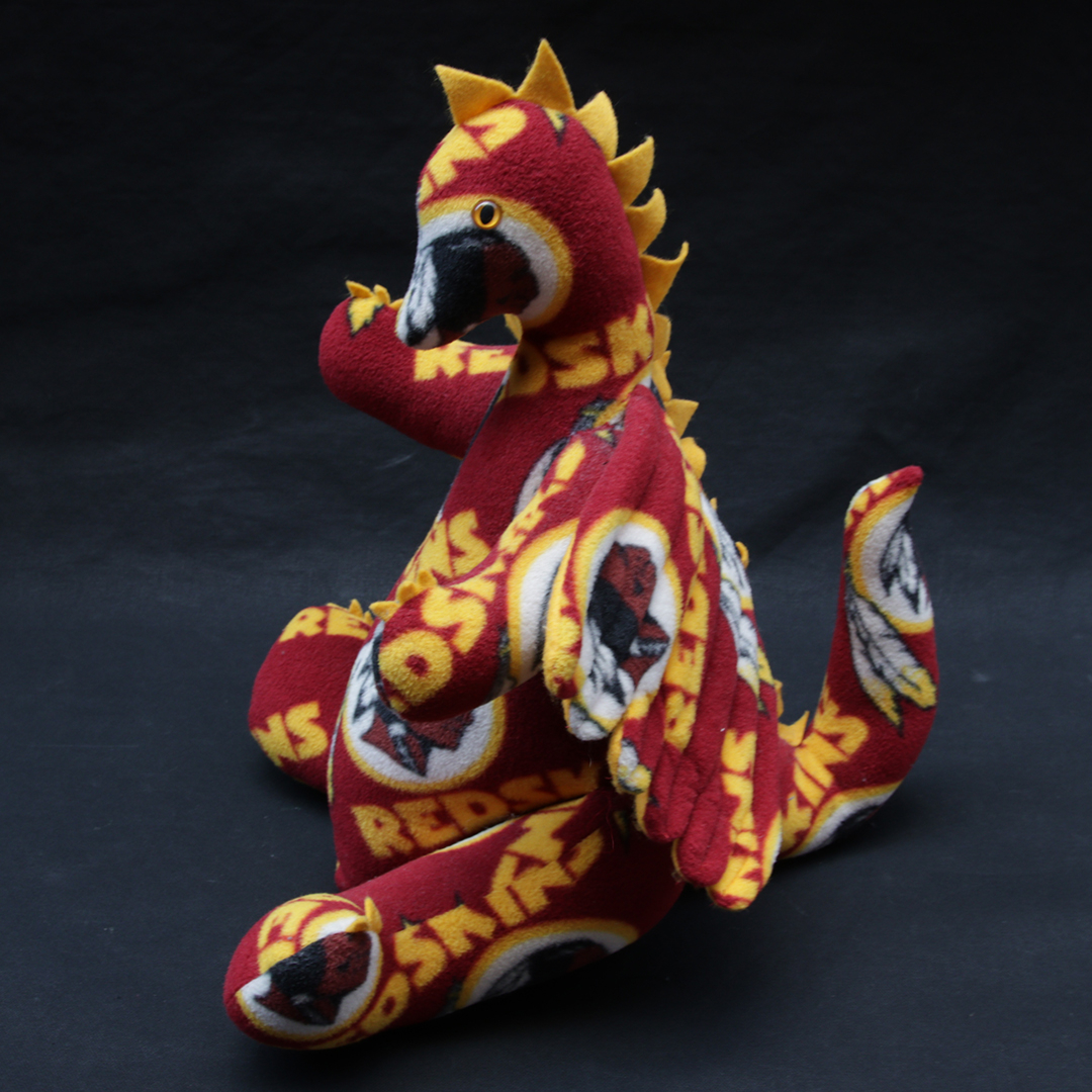 BLOG-PROPS-STORE: Plush Toy